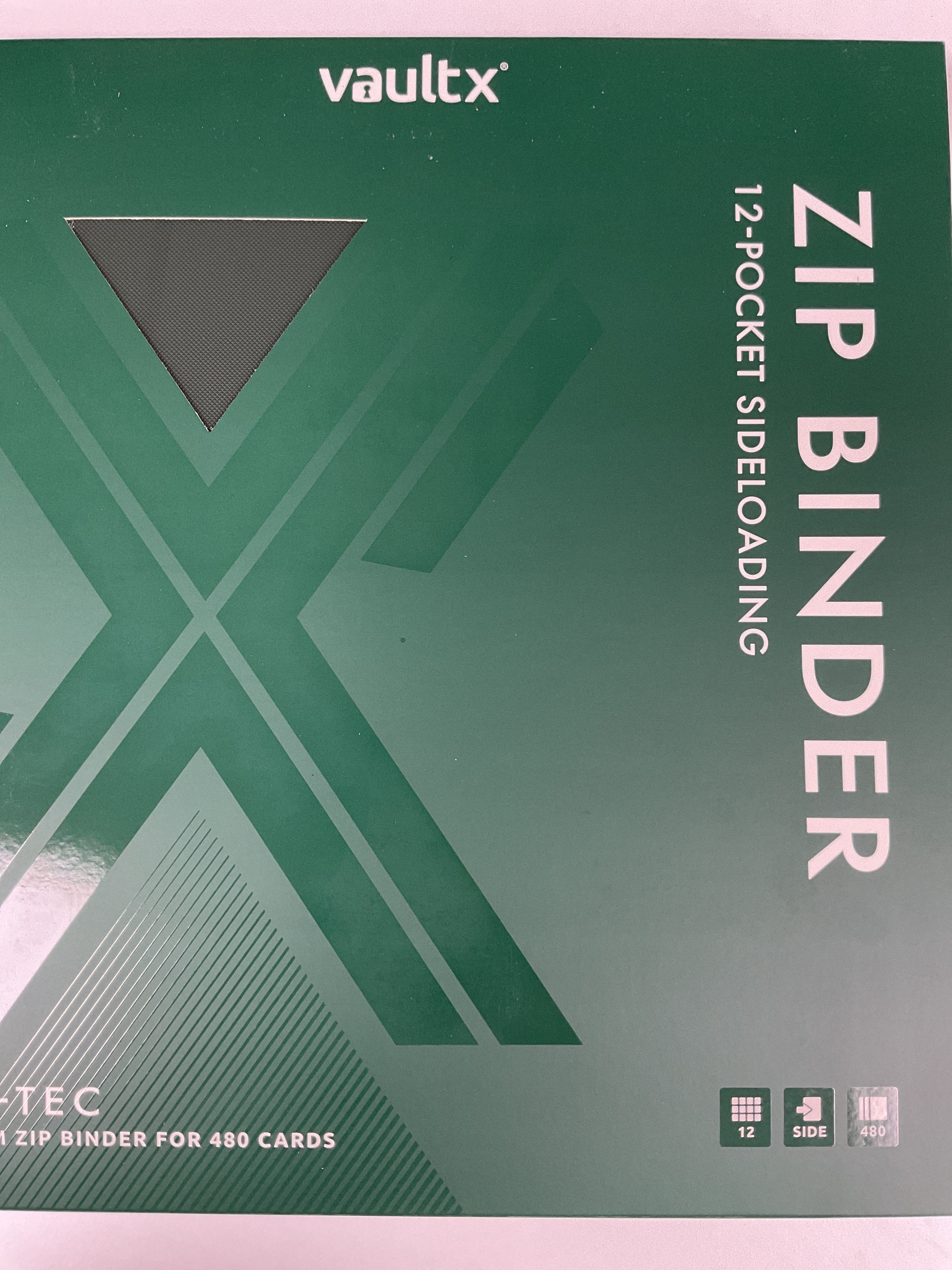 Vault x 12 Pocket Sideloading Zip Binder - Green